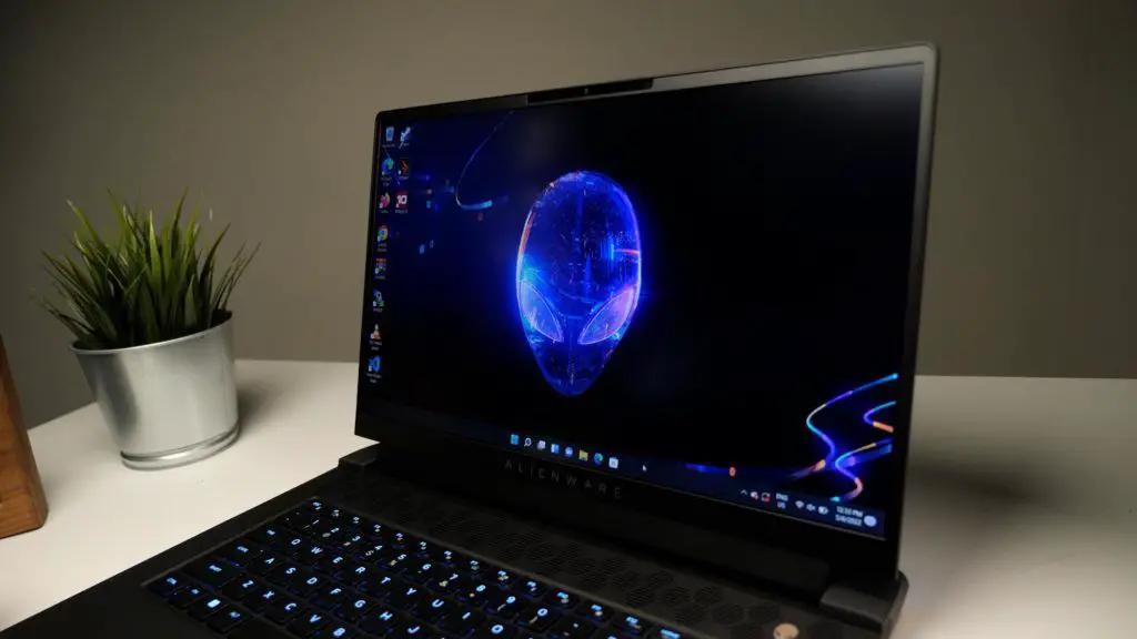 Alienware M15 R7 Review