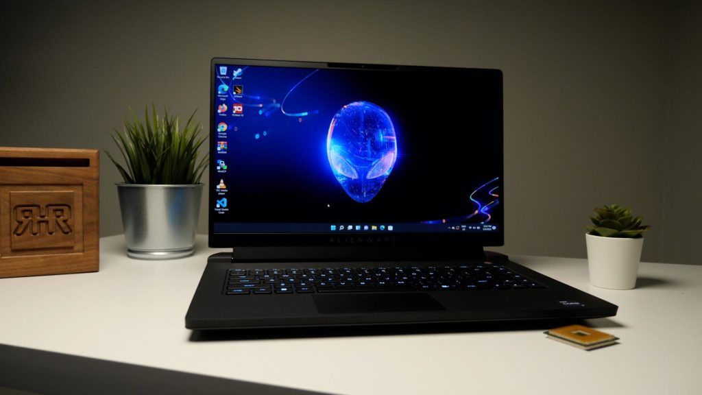 Alienware M15 R7 Review